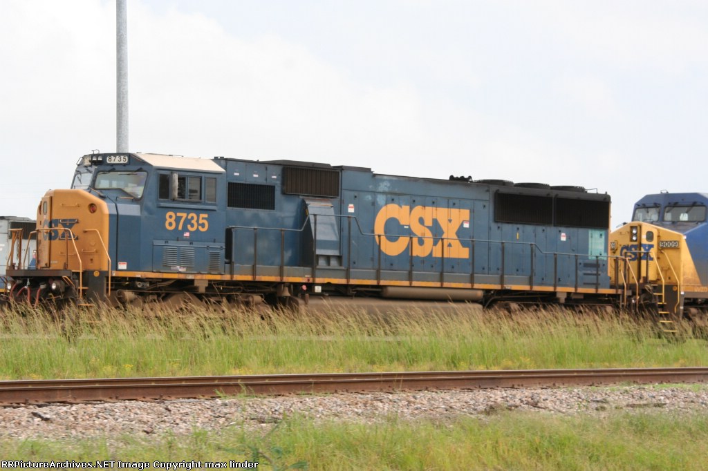 CSX 8735